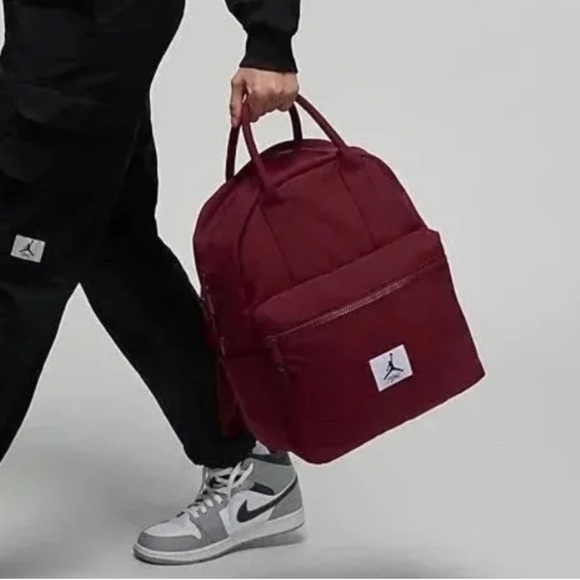 Jordan | Bags | Jordan Flight Backpack 3 Laptop School Sport 19l ...